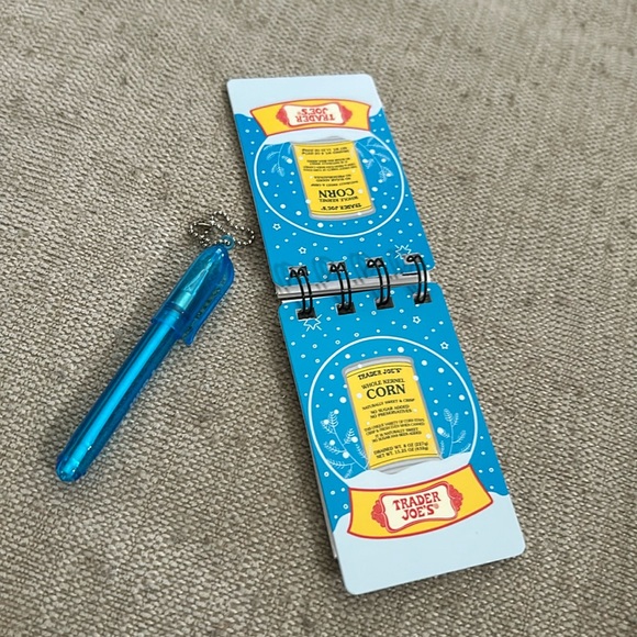 Trader Joe'S | Office | Trader Joes Recycled Gift Card Notepad With Pen ...